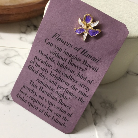 Vintage | Jewelry | New Hawaii Orchid Flower Design Pin | Poshmark